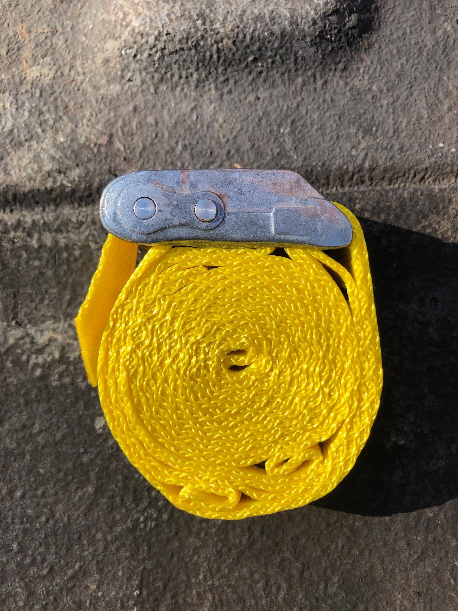 Tips & Tricks #1 - How To Roll a Cam Strap – Redneck Rafter